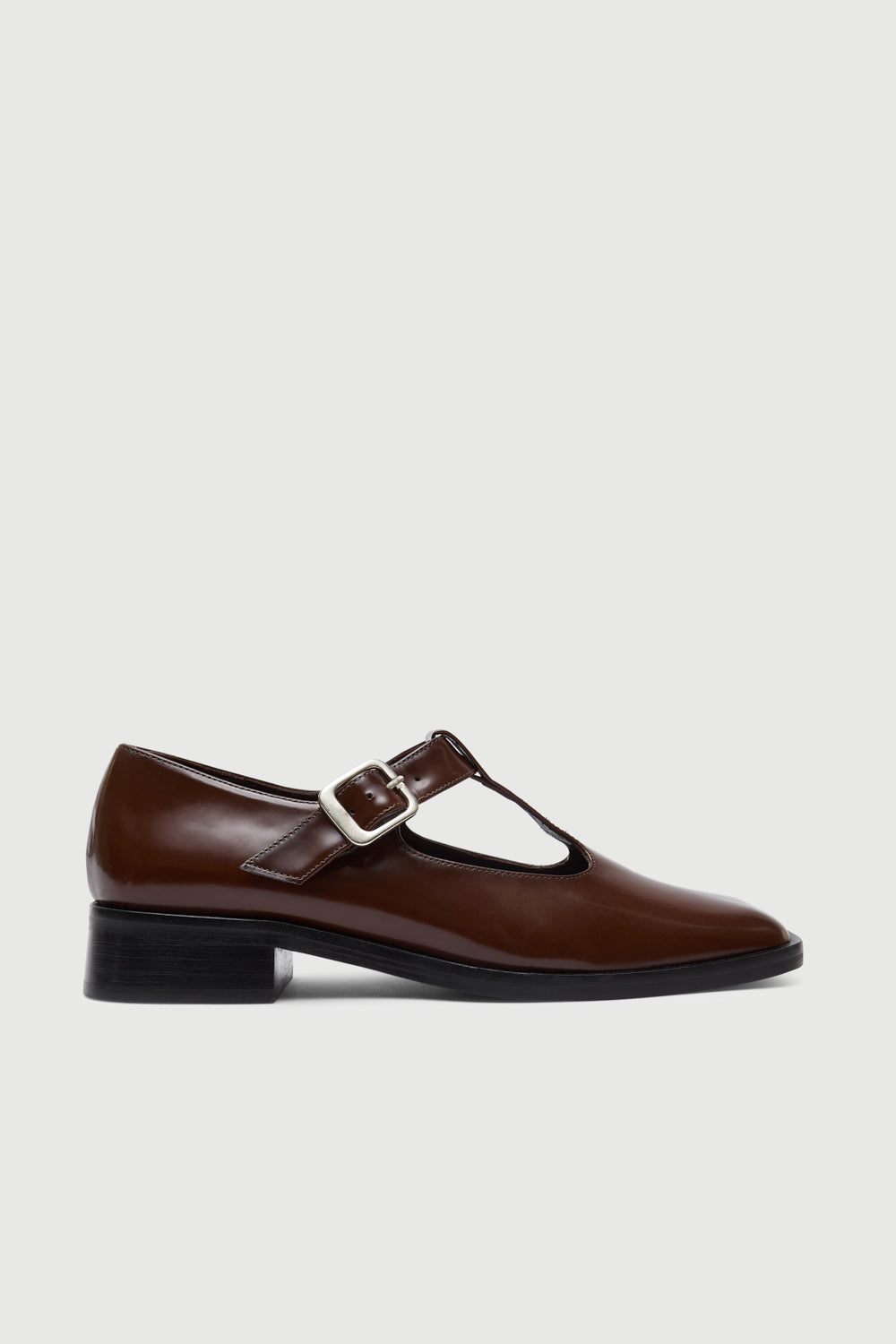 Lucy T-Bar in Caramel Leather – Augusta the Brand